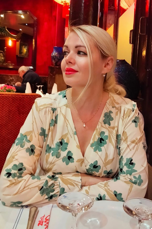 Partnervermittlung Ukraine, Viktoriya, 50 Jahre, 164 cm, 52 kg, Kosmetikerin aus jetzt ...